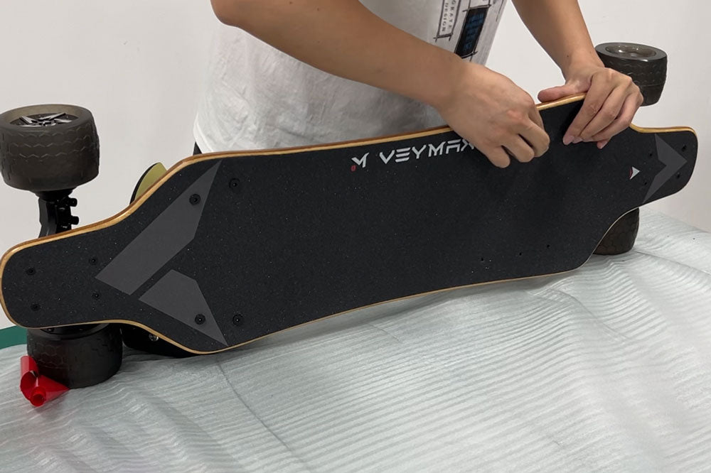 Tips to Prevent Scratches on E-boards and Ways for Repairing Them